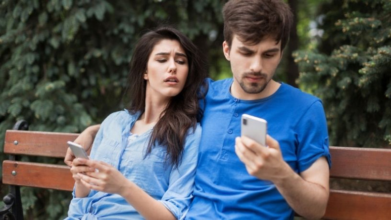 ¿Qué son los celos, cómo tratarlos y cuándo es normal sentirlos? | PQEB